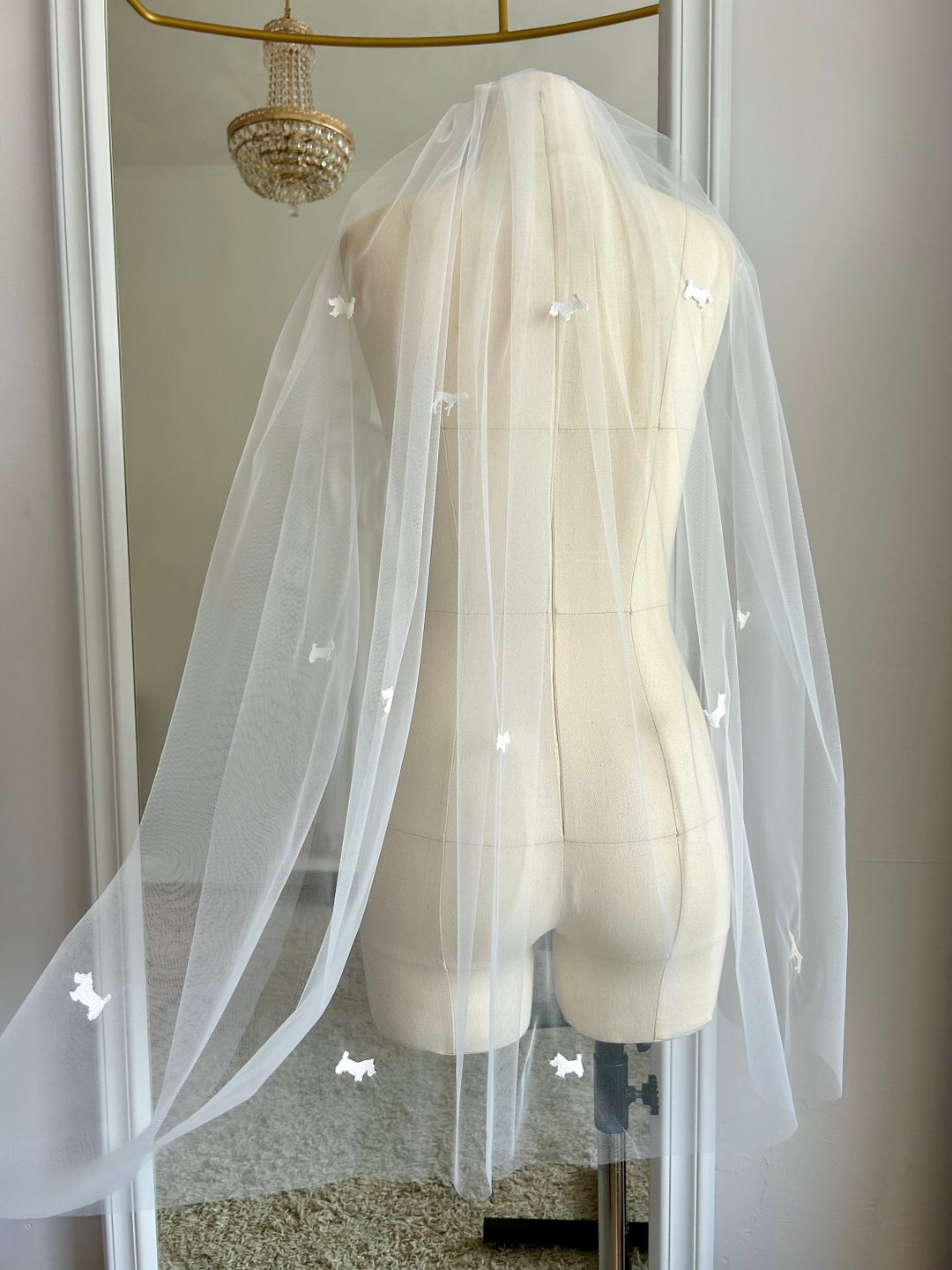 Embroidery Wedding Veil, Veil With Embroidered Dogs, Animals, Hearts ...