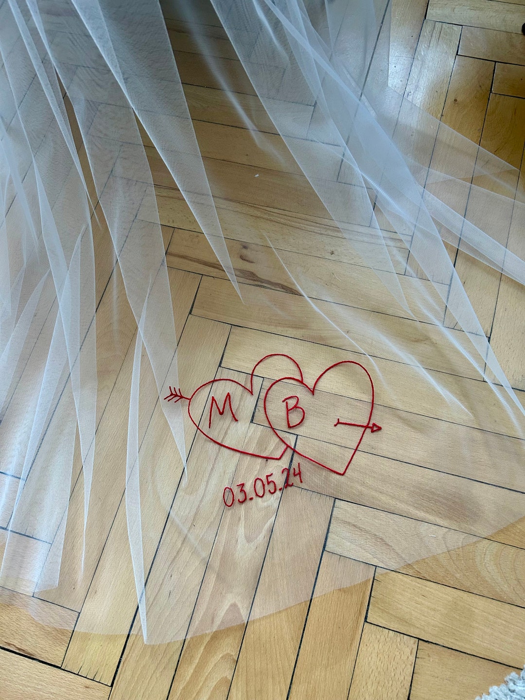 Custom Embroidered Wedding Veil: Personalized Hearts, Initials & Date ...