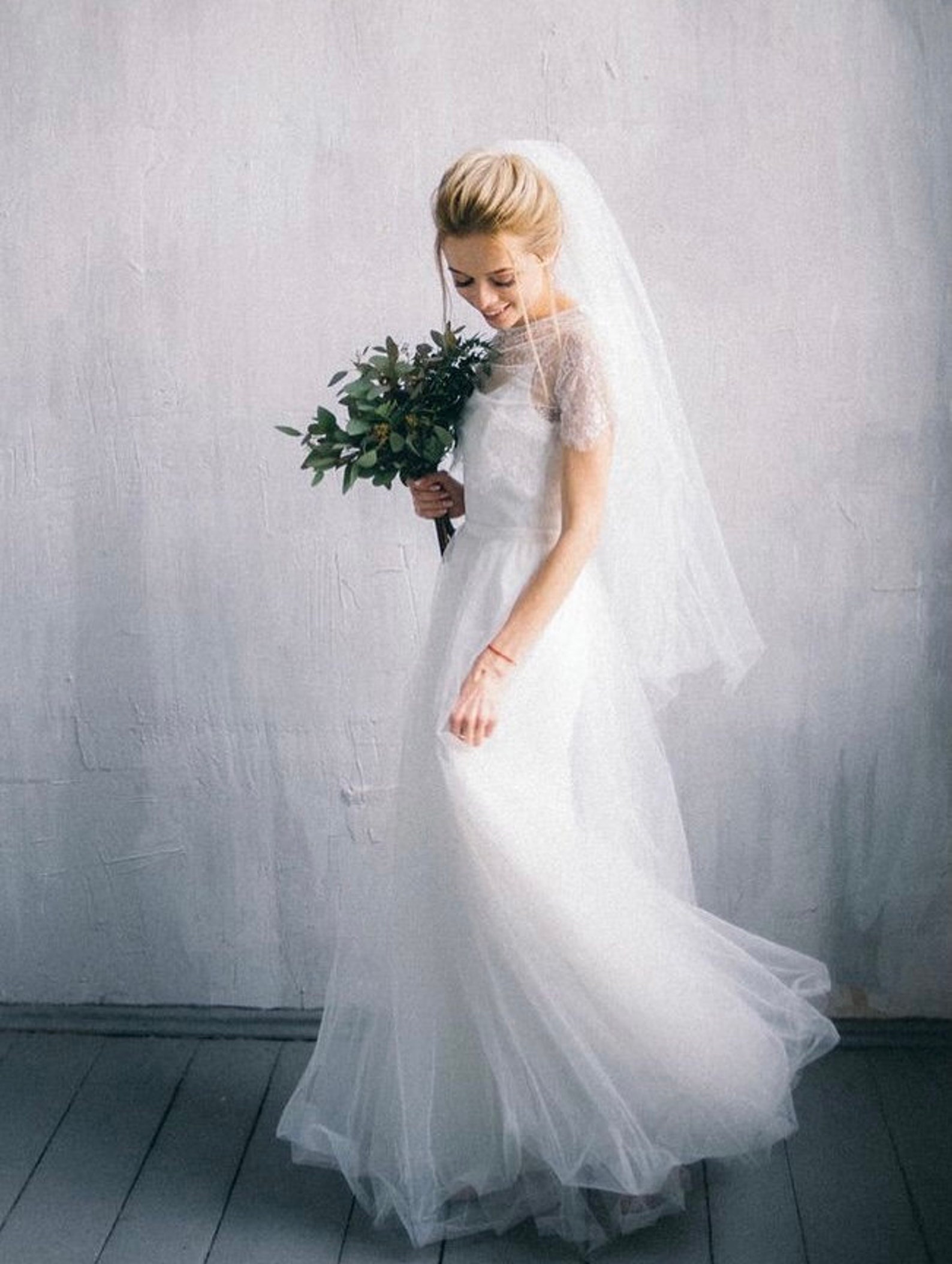 Cathedral wedding veil Bridal off-white veil Classic simple | Etsy