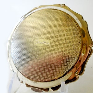 STRATTON Enamel Scallop Edge Compact, Stratton 80s Pink Purple Floral ...