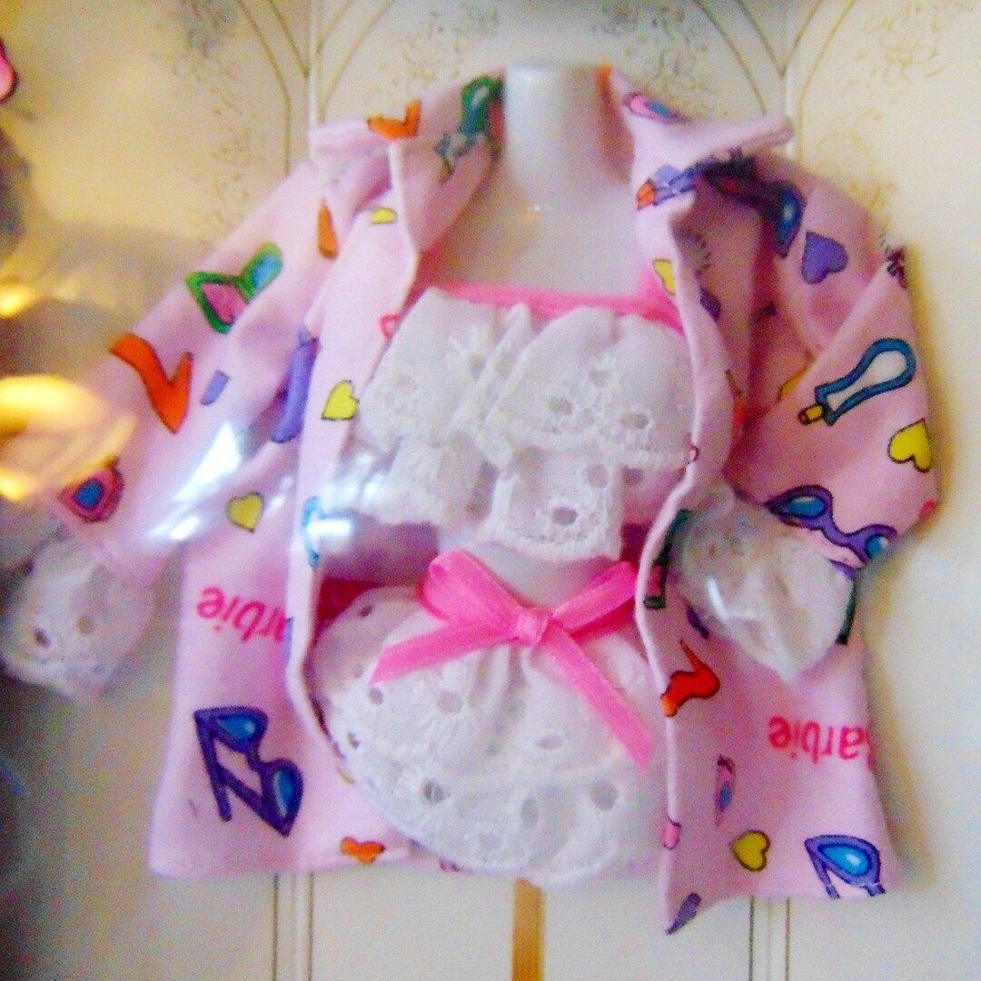 Barbie White Eyelet LINGERIE, Barbie Fashion Avenue LINGERIE New in Box ...