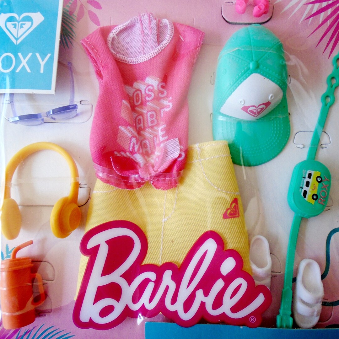 Barbie X Roxy Outfit New in Package, NRFB Barbie Doll ROXY Clothes and ...