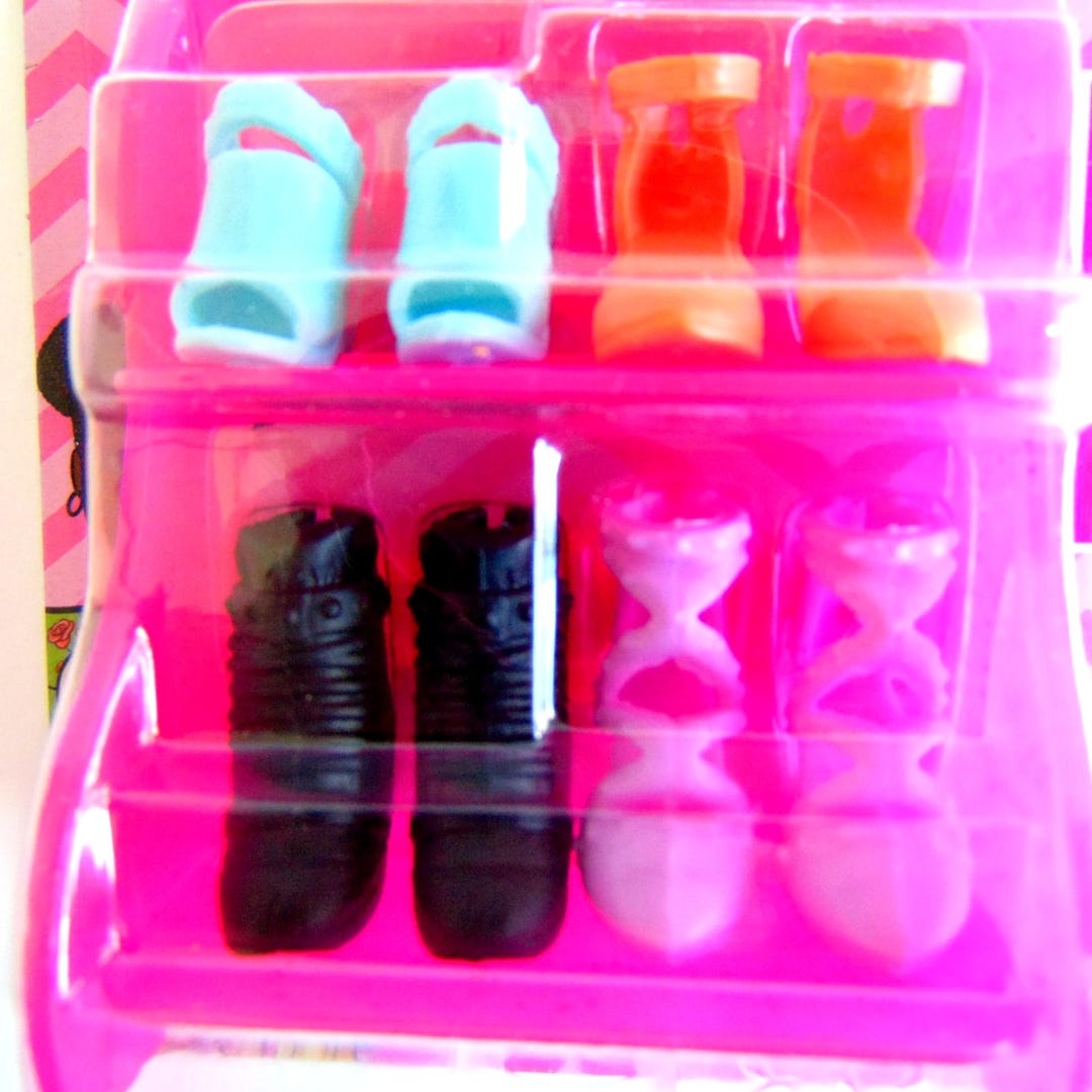 Barbie Doll Arch Foot Shoes Pink Shoe Shelf, NEW IN BOX 4 Barbie ...