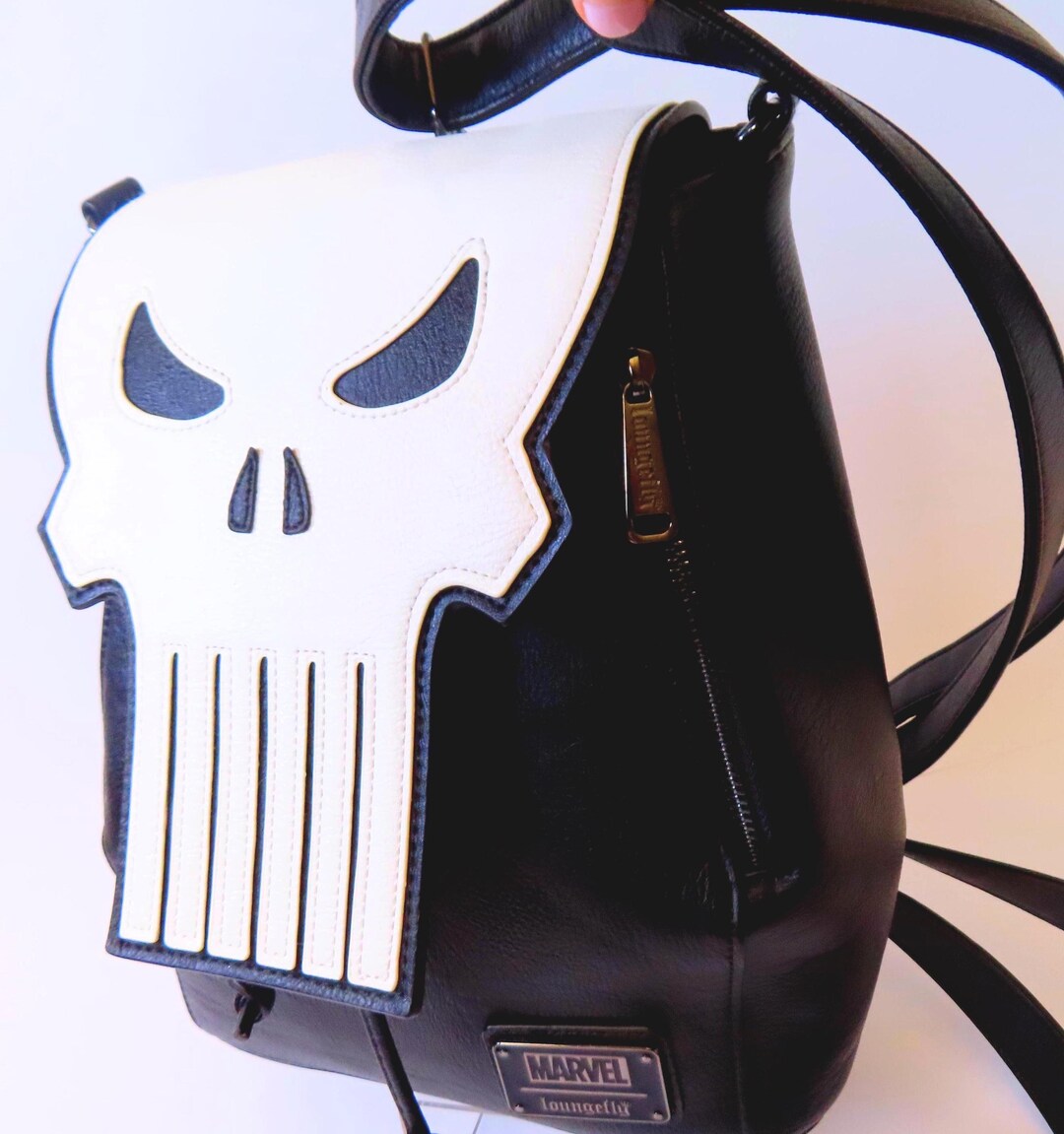 NEW MARVEL LOUNGEFLY Skull Bag, Darling Skull Punisher Black & White ...