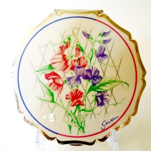 STRATTON Enamel Scallop Edge Compact, Stratton 80s Pink Purple Floral ...