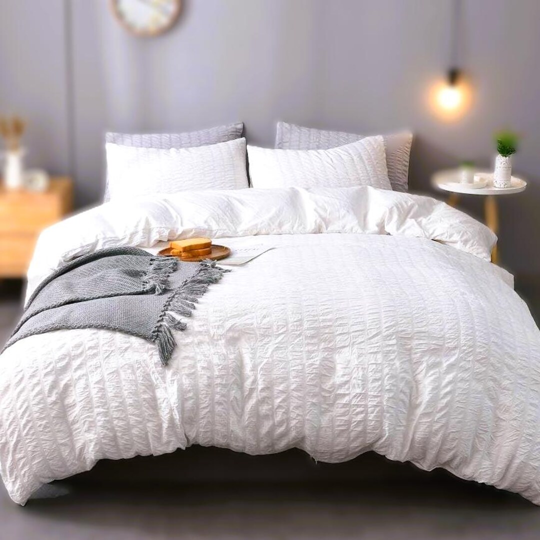 LUXURY Textured Bedding, New in Package, Meagle Designed King Size 3 ...