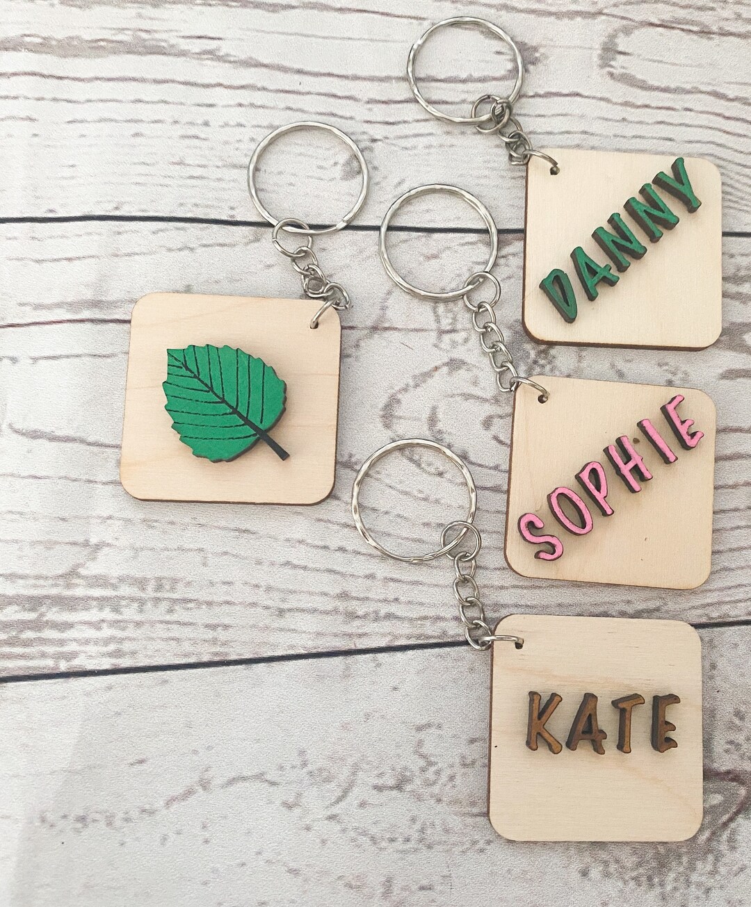 Leaf Keyring (5) With Personalisation on Reverse - 4cm Tile - Alphabet ...