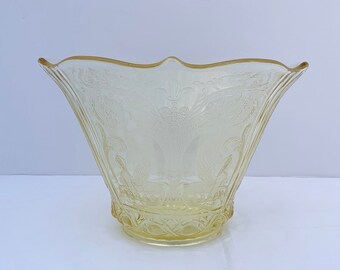 Lancaster Vase | Etsy