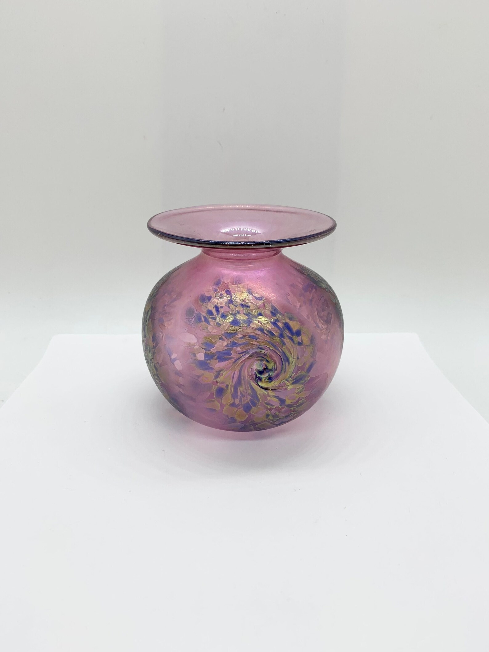 Small Art Glass Vase - Arte Vargas - Hand Made in Canada - Signed - Etsy