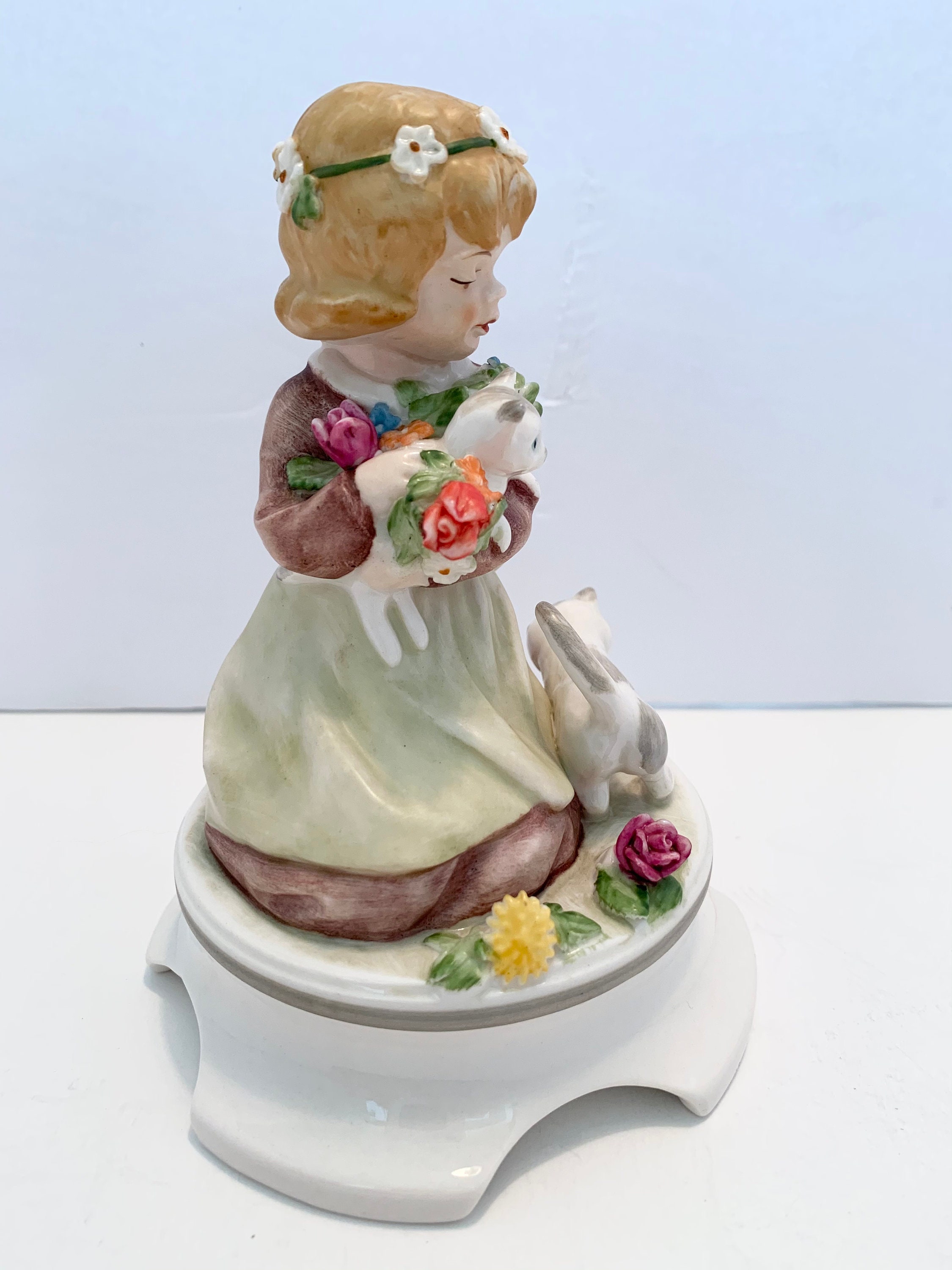 Goebel Girl With Kittens Figurine Lore 257 Blumenkinder | Etsy