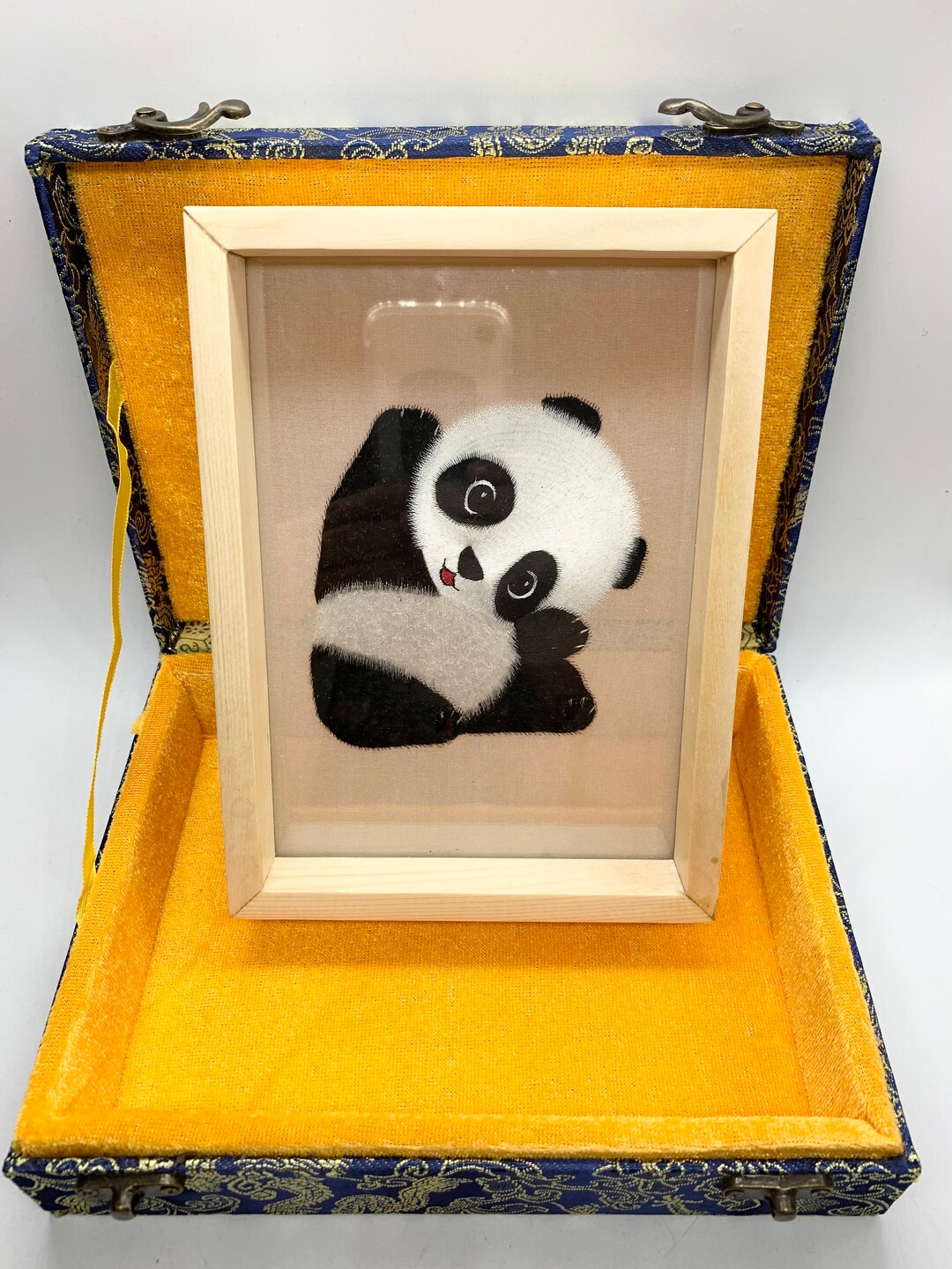 Chinese Silk Embroidery Silk Panda Silk Art Framed Panda Picture Double ...