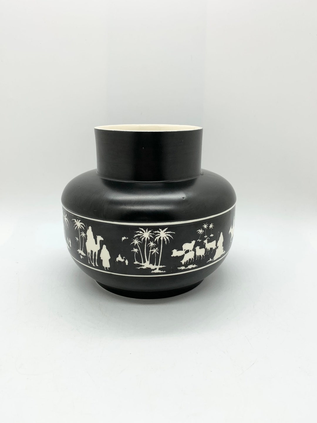 Falcon Ware Vase Black and White Three Kings and Shepherds - Etsy