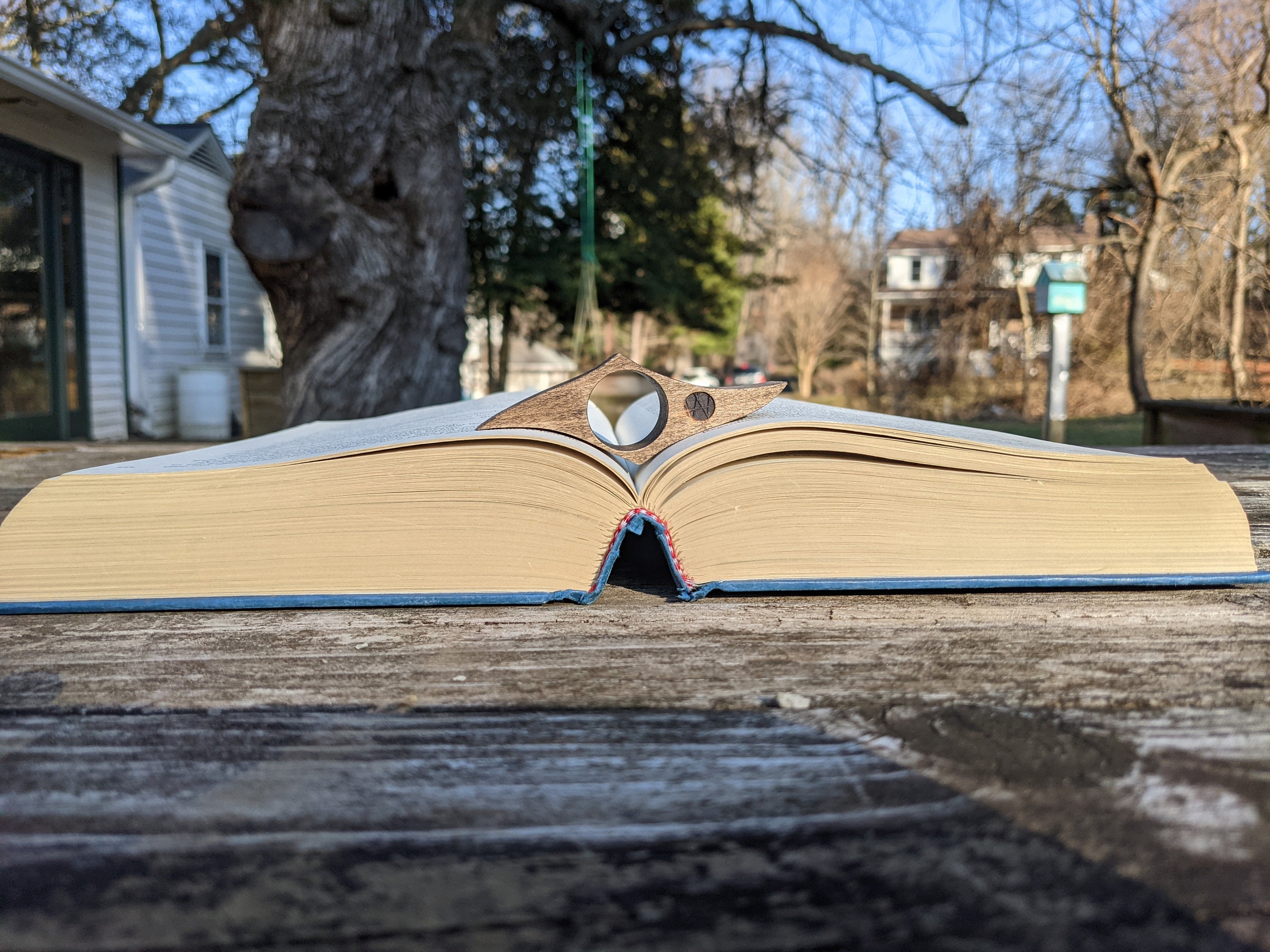 Wood Book Page Holder, Thumb Book Page Holder, Wooden Bookmark, Thumb ...