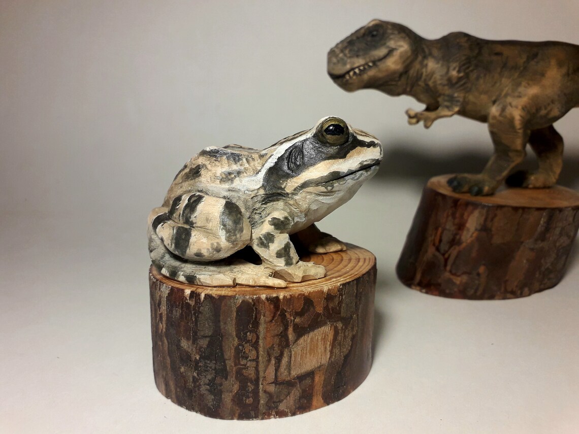 Wooden Frog Sculpture Handmade Realistic Figure Detailed - Etsy