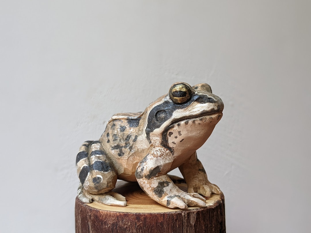 Wooden Frog Sculpture, Handmade Realistic Figure, Detailed Frog, Gift ...