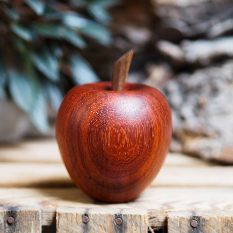 Red Apple Sculpture - Etsy UK
