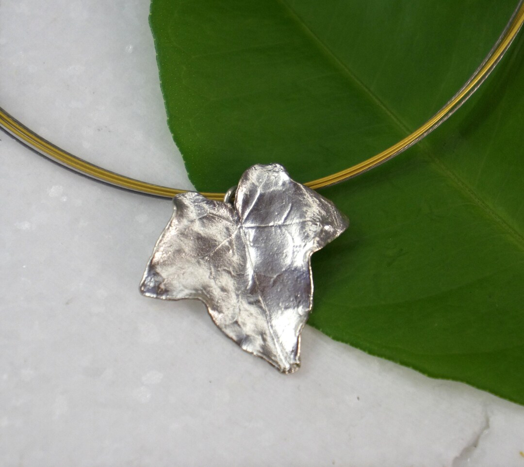 Ciondolo a forma di foglia d'edera: collana botanica in argento ...
