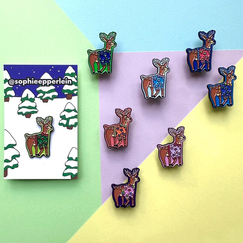 Reindeer Pins or Brooch - Etsy UK