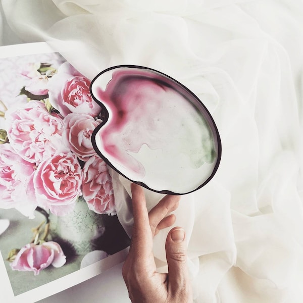 Ceramic Pallet - Etsy Canada