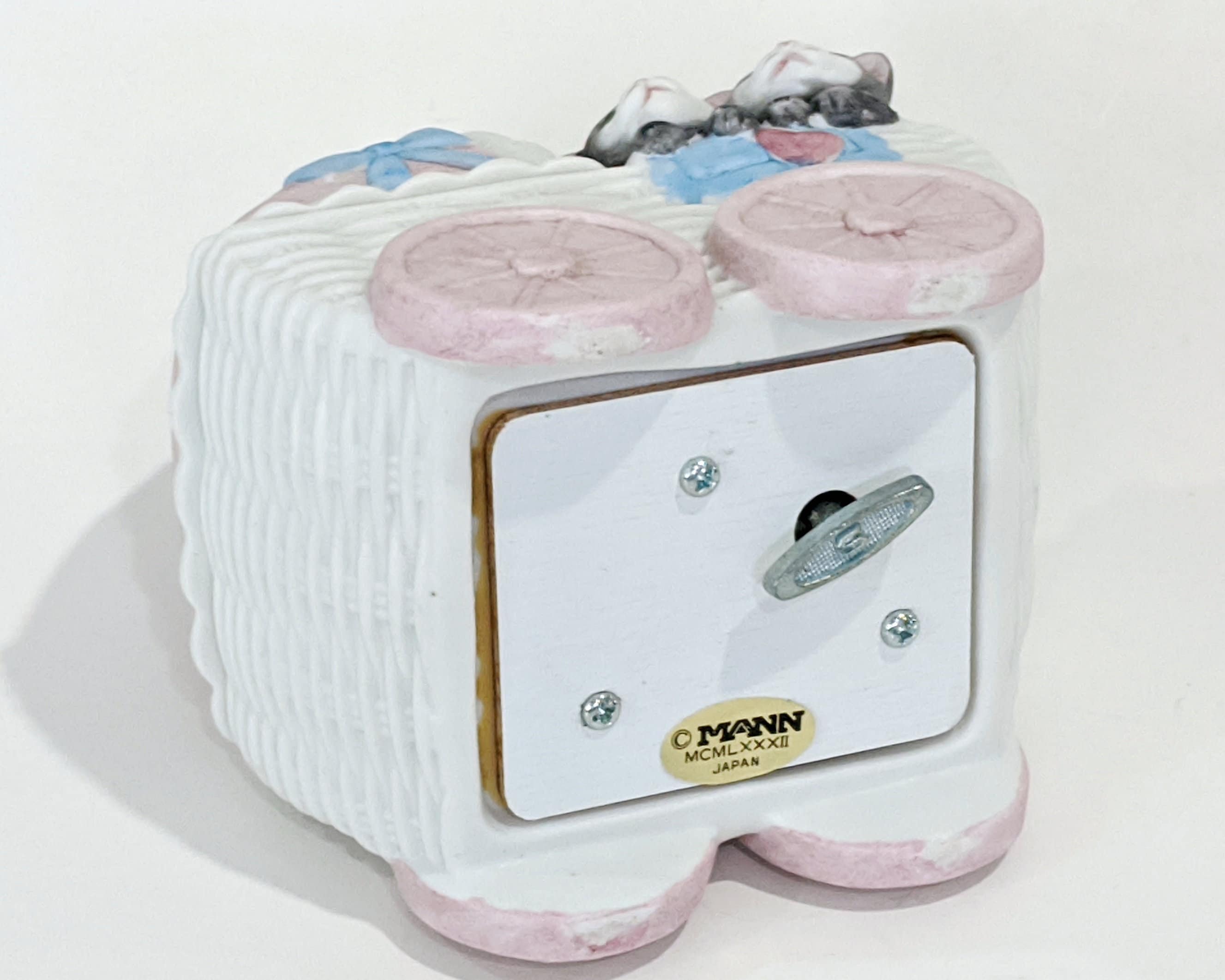 Cat Music Box it's a Small World Kittens Baby Carriage Ceramic Pink ...