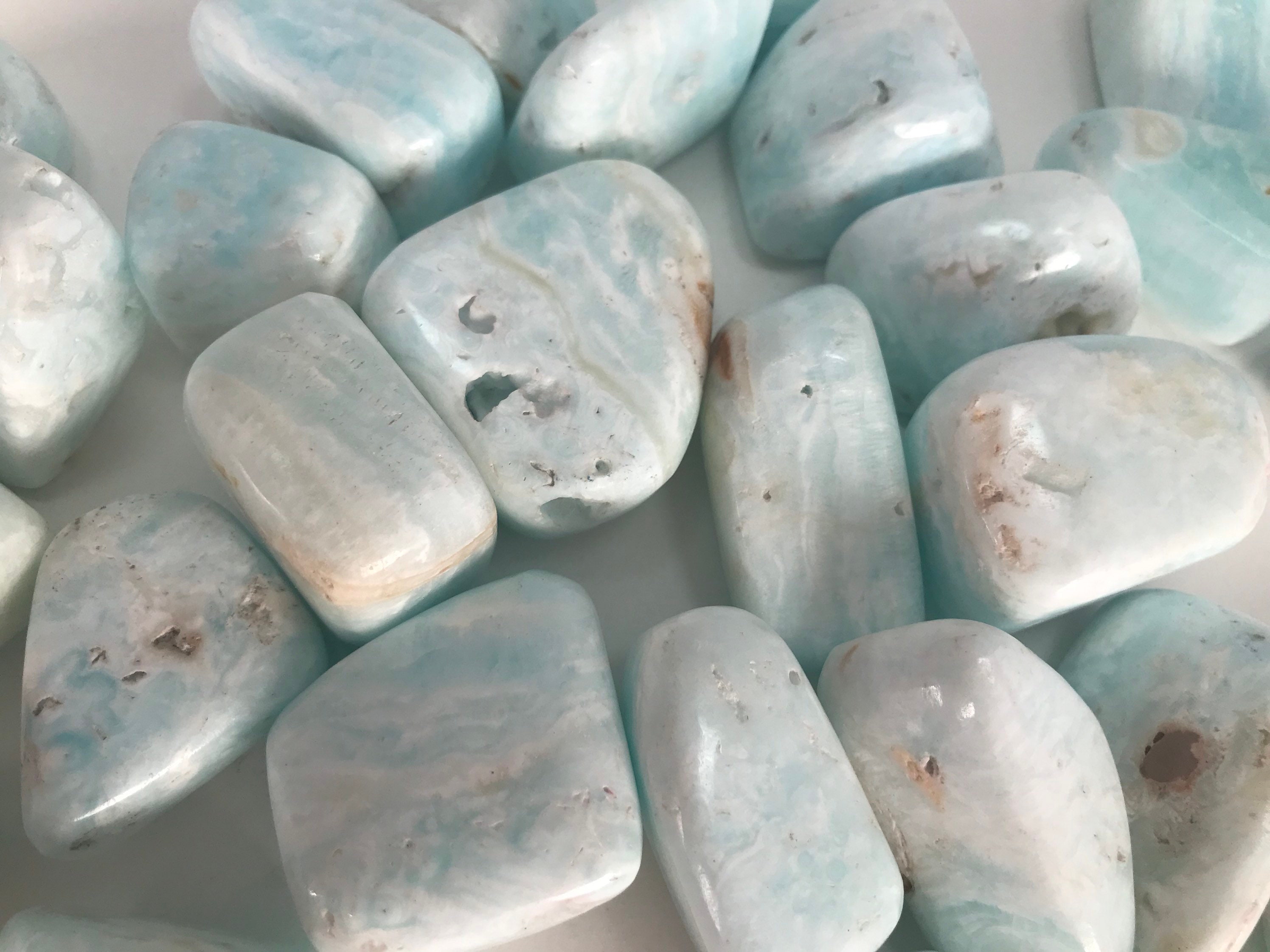XL Caribbean Calcite Tumble Stones / Blue Ocean Crystal / - Etsy Norway