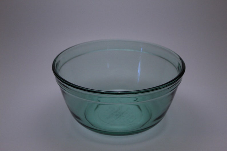 Green Glass Anchor Hocking 2Q Casserole Dish and 1.5Q Mixing Bowl, 2 Vintage Green Glass Dishes ...
