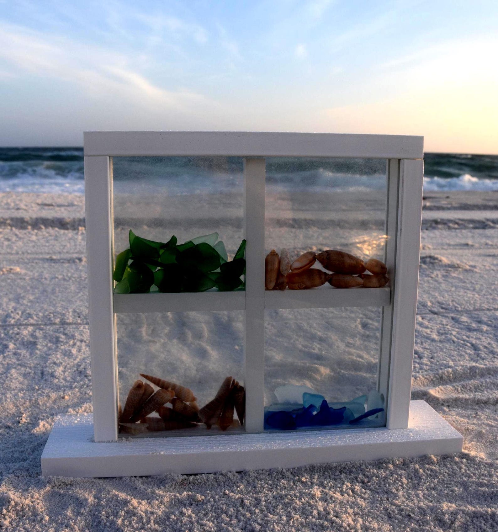 Wanderer Stand up Sea and Beach Glass Display Window With Dividers-4 ...