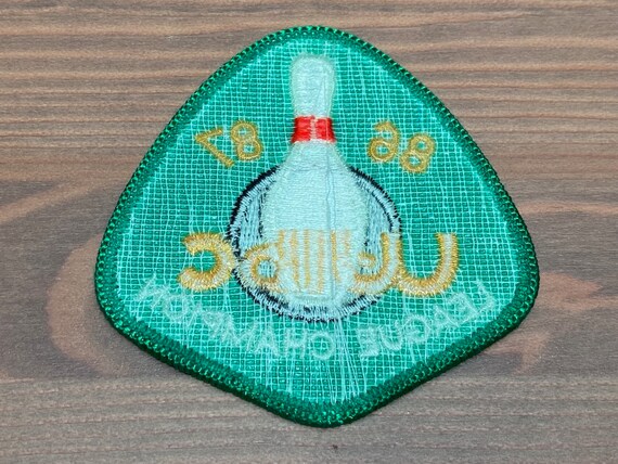 Vintage 1987 Bowling League Champion Patch - Gem