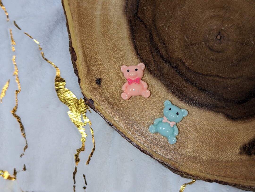 Resin Teddy Bears in Two Colors - Craft Supply Destash - Supply Surplus ...