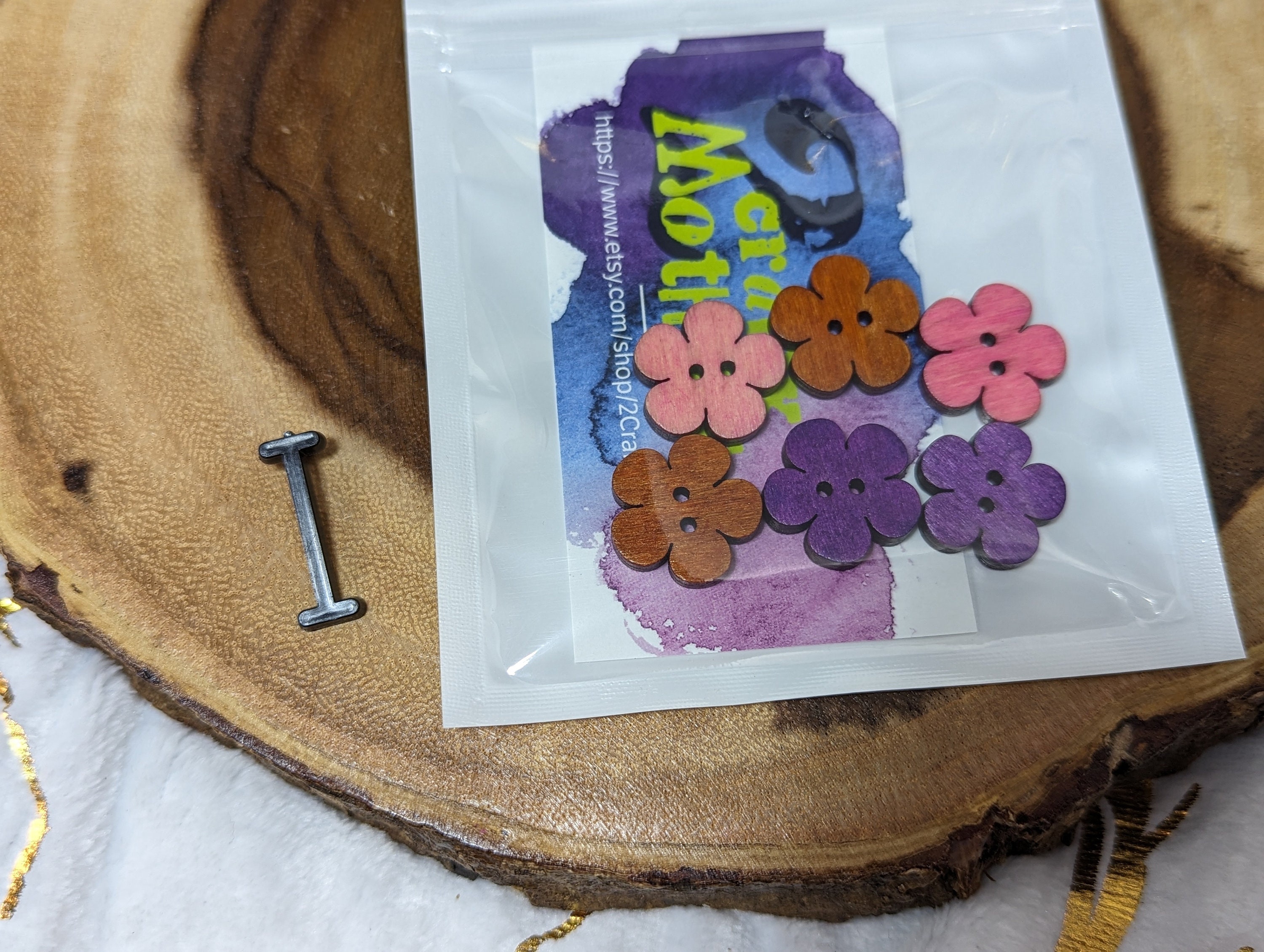 Variety Dyed Wood Sakura Blossom Design Sewing Buttons - Embellishments ...