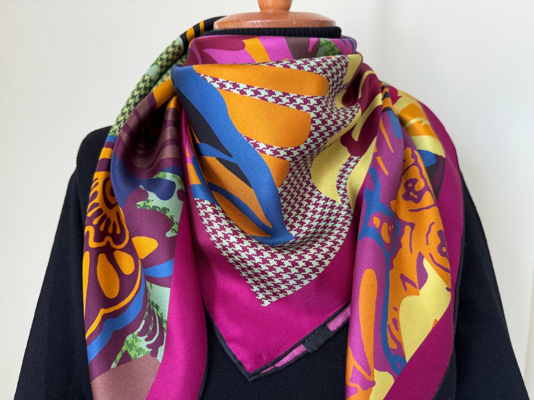 Mulberry Silk Twill Scarf: Hand-rolled 90x90cm Square Shawl - Etsy