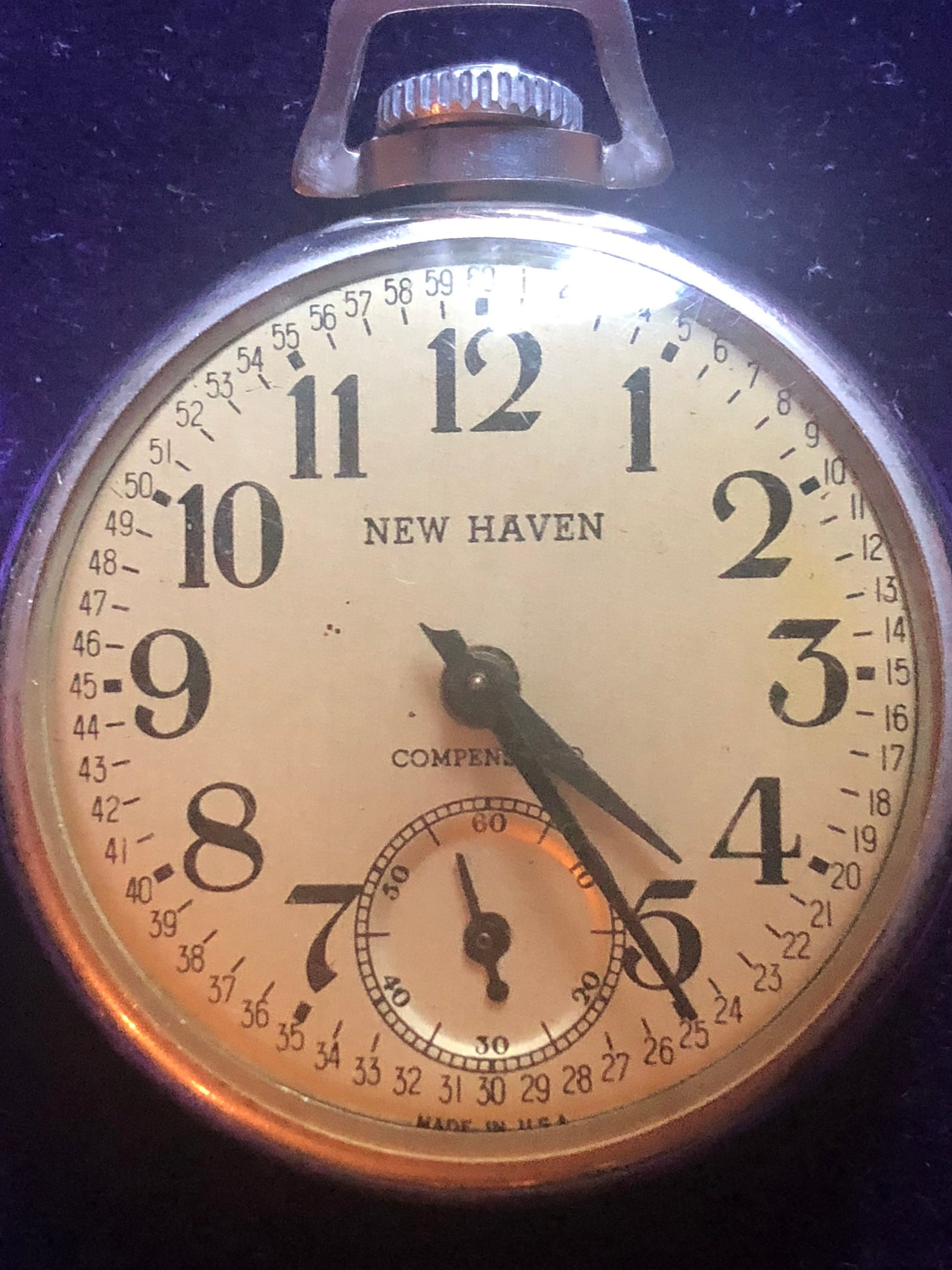 Vintage New Haven Pocket Watch in Excellent Condition no Batteries ...