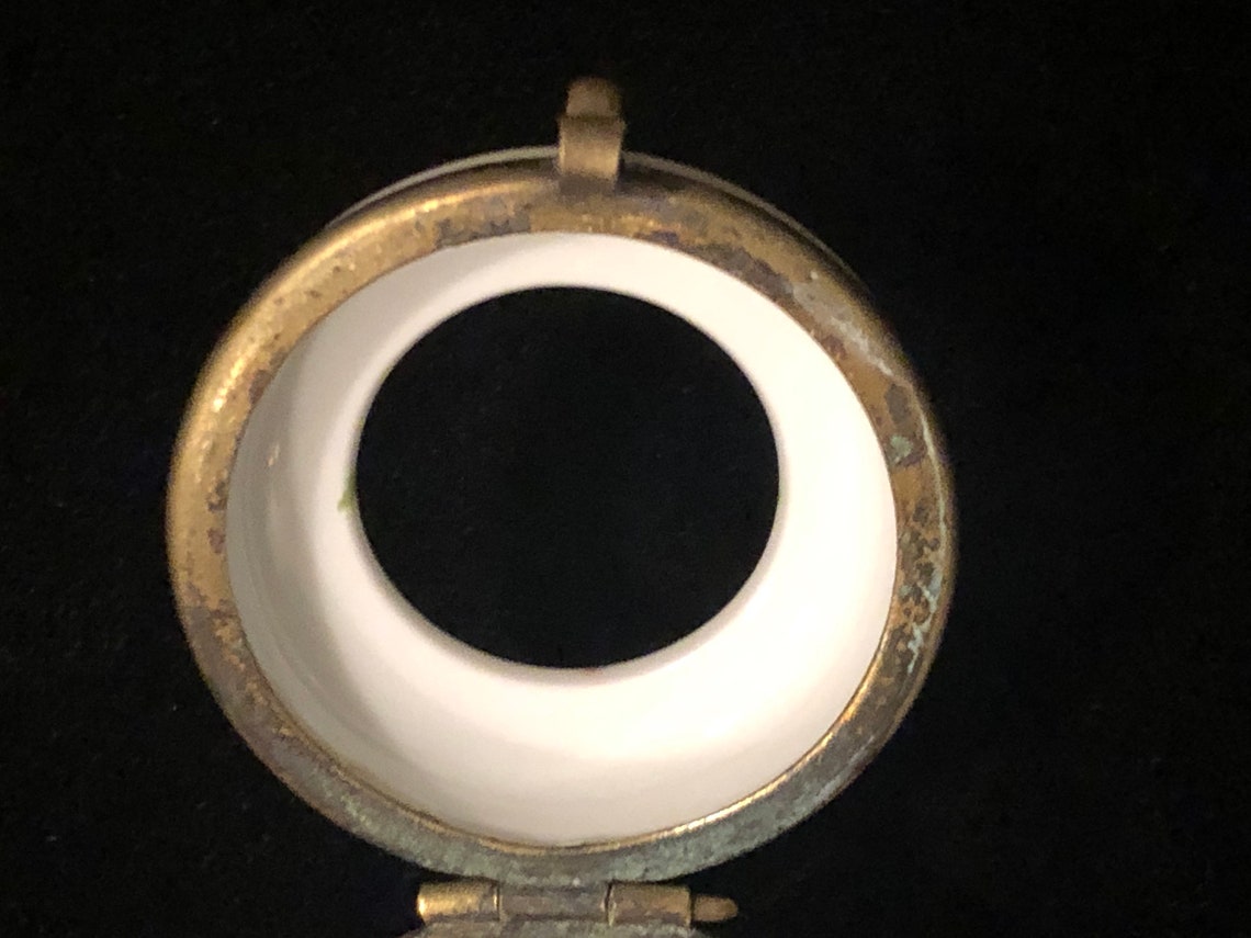 Vintage Porcelain and Brass Victorian Hair Receiver - Etsy