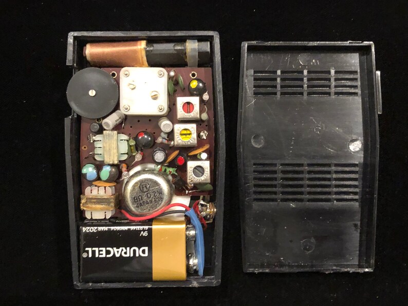 Vintage Solid State Temptest Radio in Excellent Working - Etsy