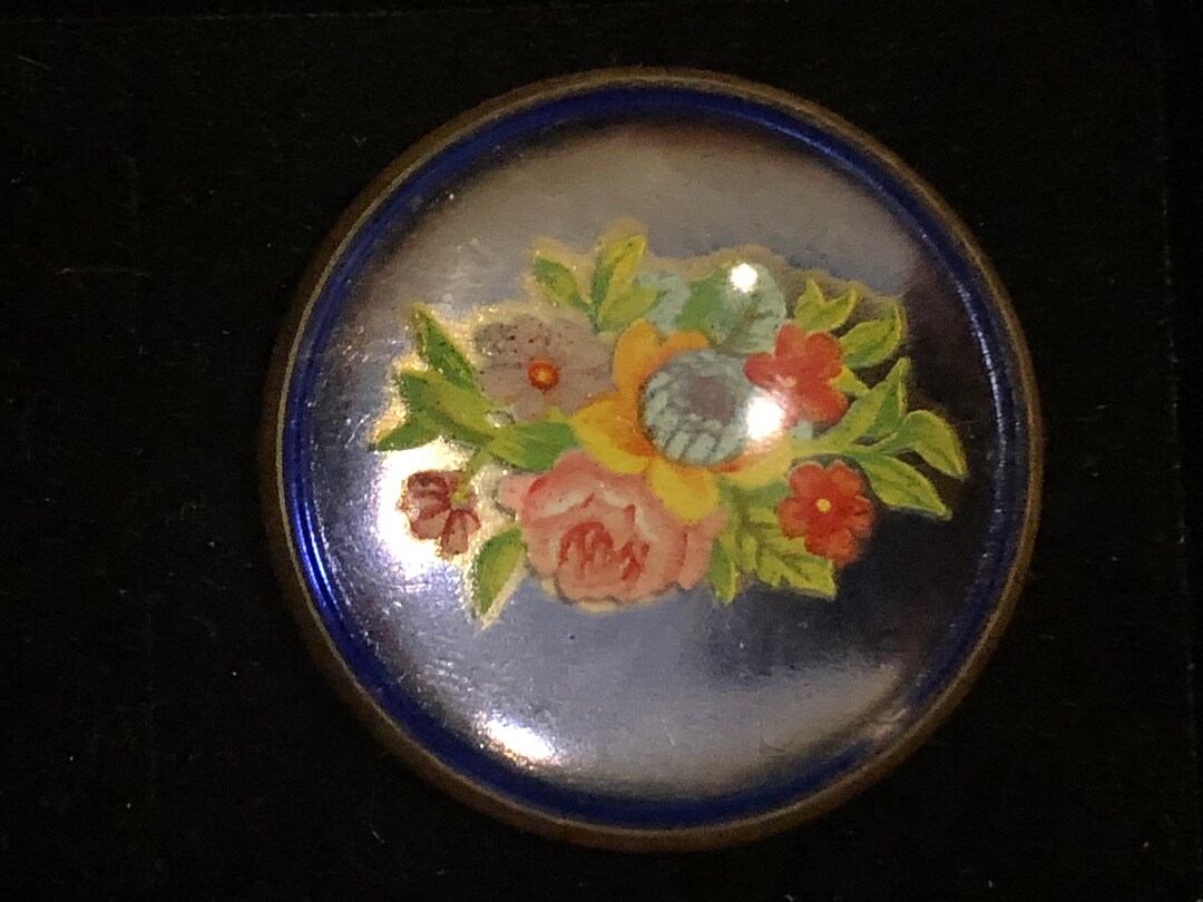 Beautiful Victorian Vintage Floral Glass Rosette in Excellent Condition ...