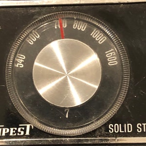 Vintage Solid State Temptest Radio in Excellent Working Condition ...