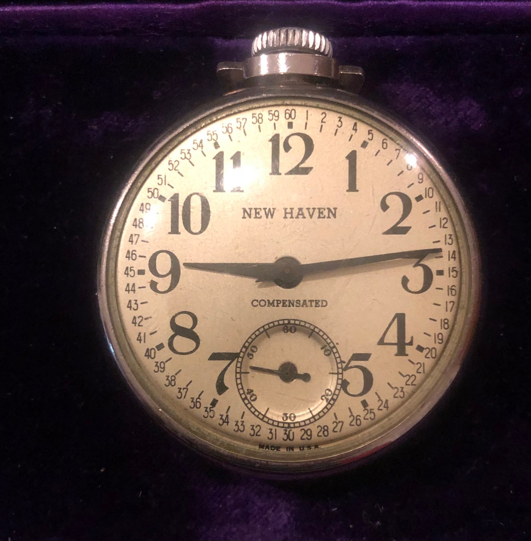 Vintage New Haven Pocket Watch in Excellent Condition - Etsy