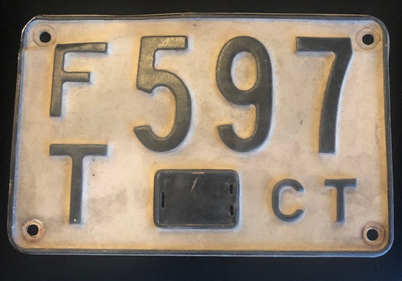 Vintage Original 1940s Connecticut License Plate in Good Condition - Etsy
