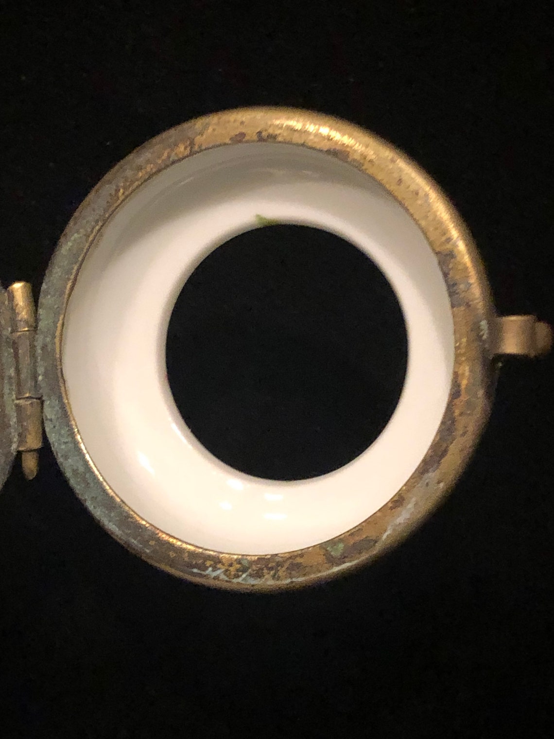 Vintage Porcelain and Brass Victorian Hair Receiver - Etsy