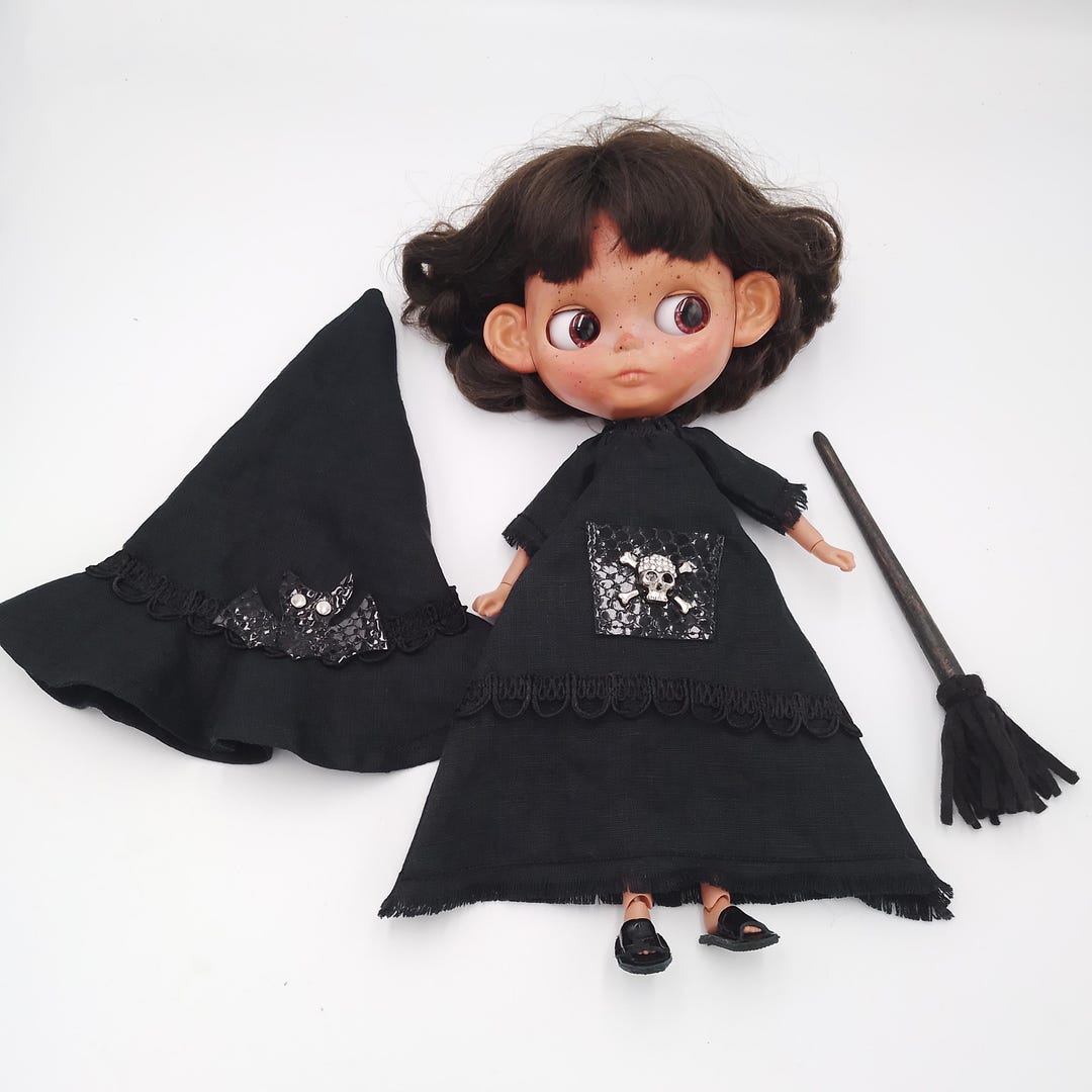 Eeco-friendly Gothic Style Medieval Robe, Witch's Cap, Broom, Sandals ...