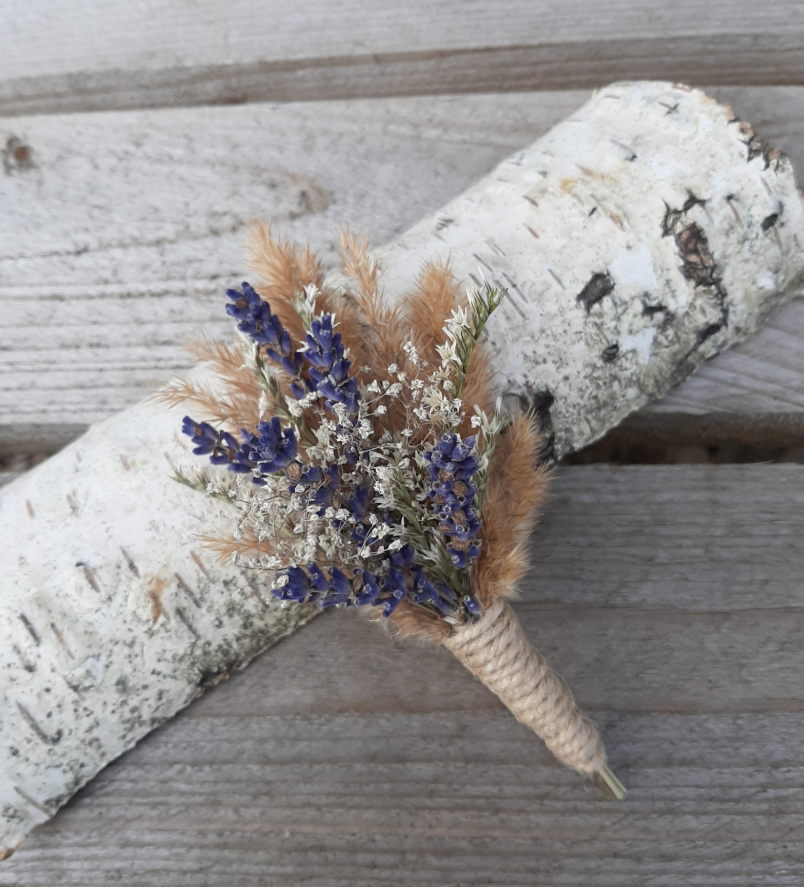 Lavender Boutonnieres Bridegrooms Flowers Grooms Buttonhole - Etsy