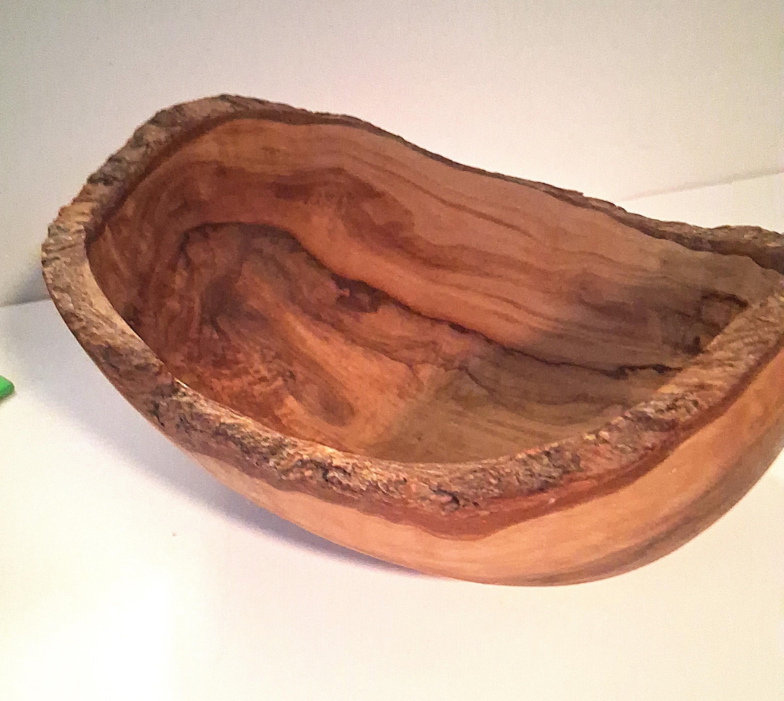 Olive Wood Hand Carved Rough Edge Fruit Bowl - Etsy