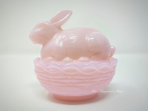Home Décor Vintage Small Pink Glass Bunny Rabbit on Basket Dish ...