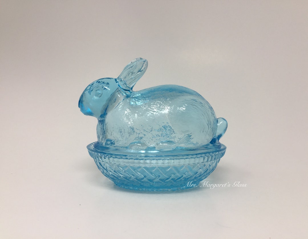 Wilkerson Glass Stardust Blue UV Glow Bunny Rabbit on Basket - Etsy