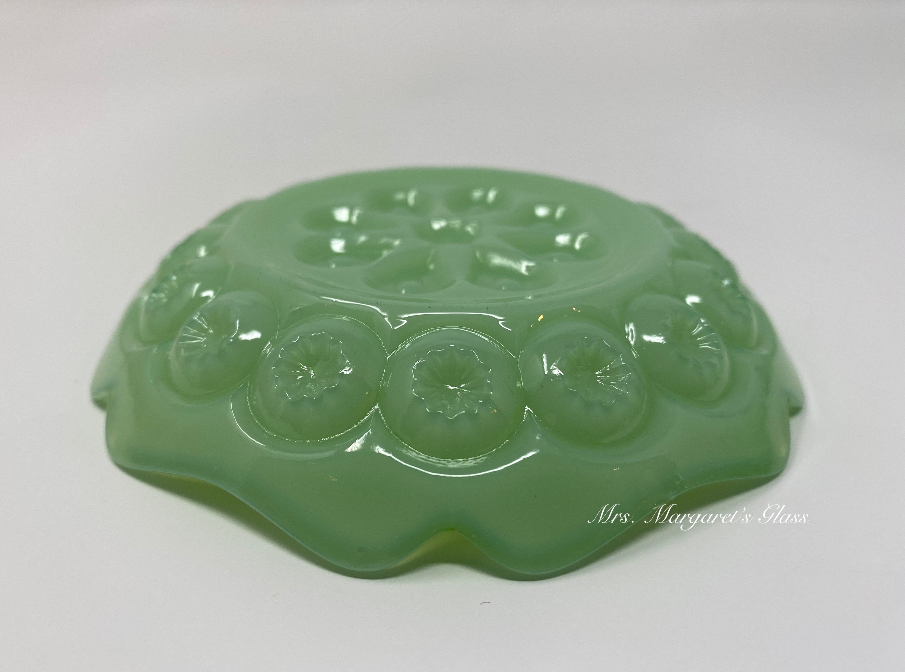 Weishar Glass Jadeite Uranium Glow Moon & Stars Powder/ Trinket Box ...