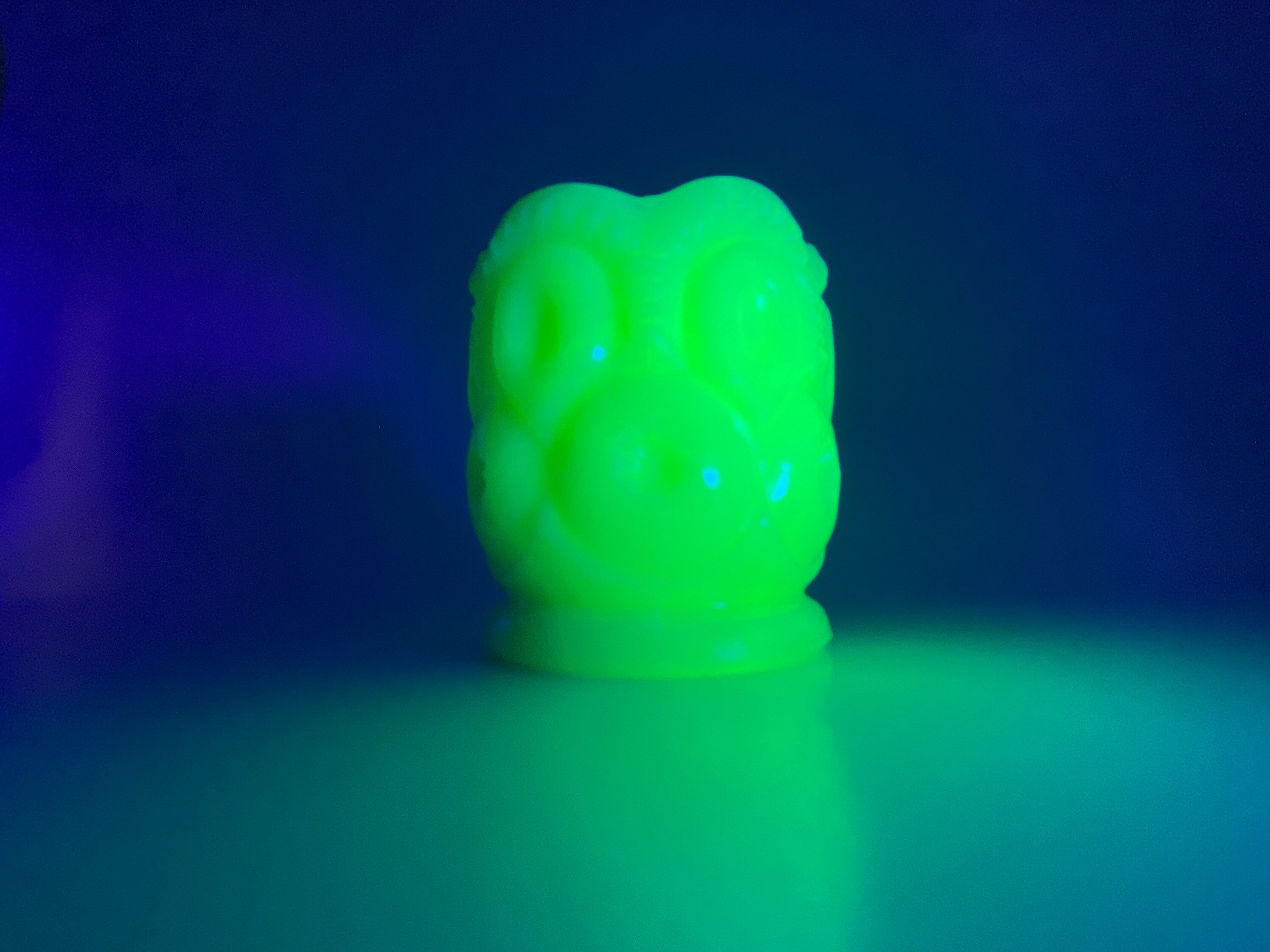 Weishar Glass Jadeite Uranium Glow Moon & Stars Toothpick Holder