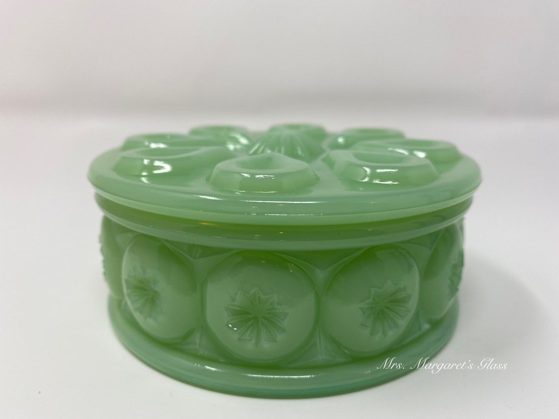 Weishar Glass Jadeite Uranium Glow Moon & Stars Powder Box | Etsy