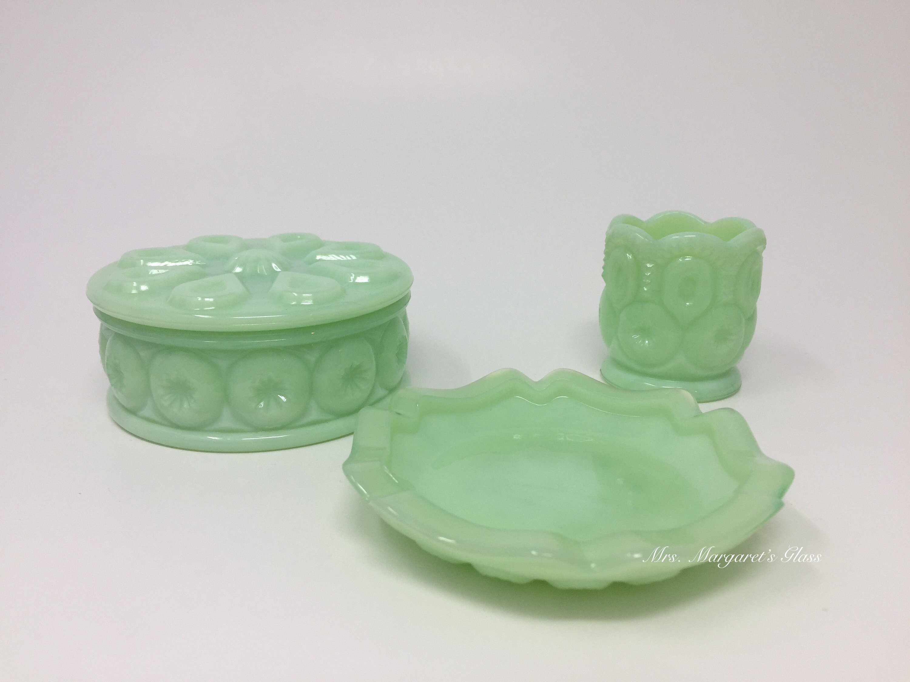 Weishar Glass Jadeite Uranium Glow Moon & Stars Powder/ Trinket Box ...