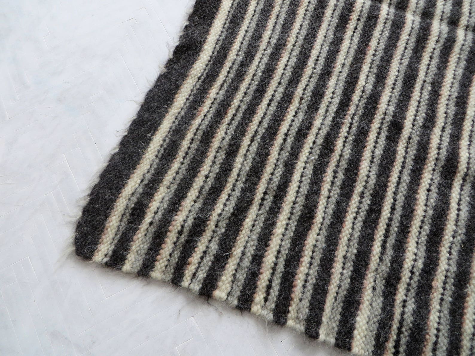 Black and White Rug Modern Wool Rug Striped Rug Area Rugs - Etsy