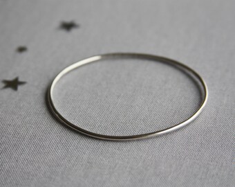 Simple Sterling Silver Thin Bangle Large - Etsy
